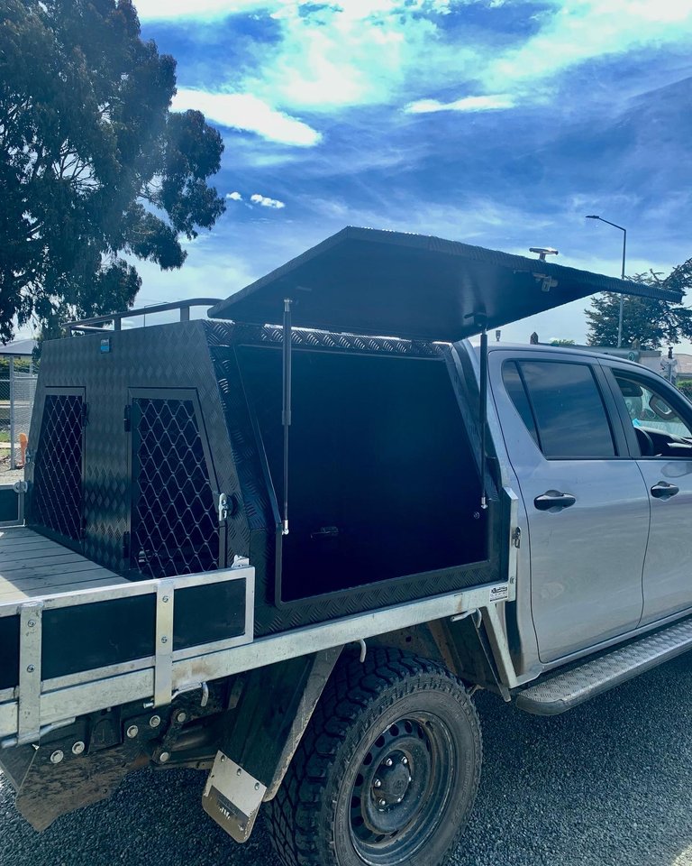 Aluminium Dog Boxes | Custom Made | Taylor Engineering - Taylor Engineering