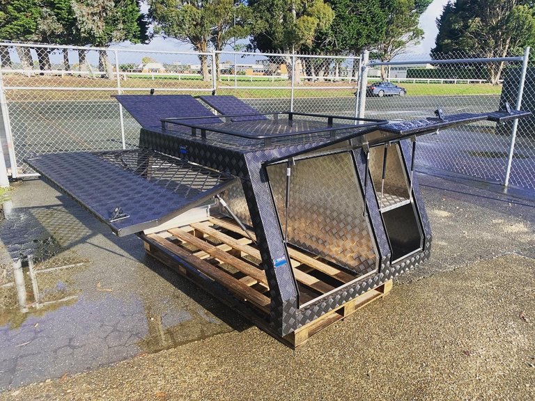 Aluminium Dog Boxes | Custom Made | Taylor Engineering - Taylor Engineering